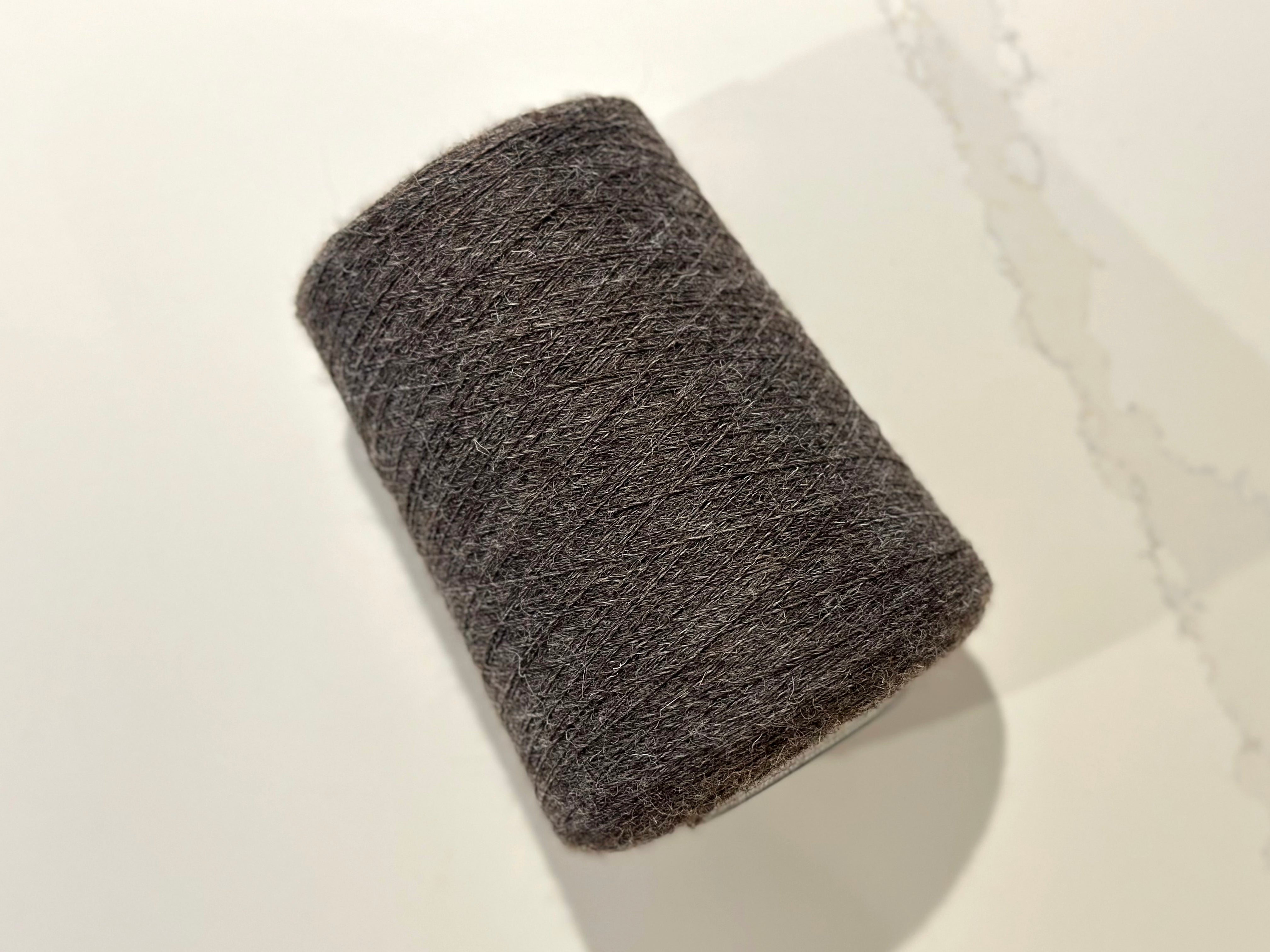 Grey Jacob Weaving Yarn – World of Wool Trade